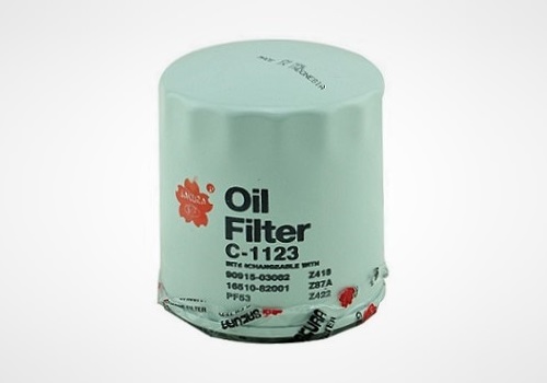 15610-82001 Oil Filter Suitable for Hilux 3/93> Landcruiser 4/96 ...